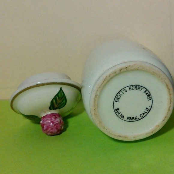 KNOTT'S BERRY FARM JAM/JELLY JAR | Kitchen | Knotts Berry Farm 5 Tall X ...